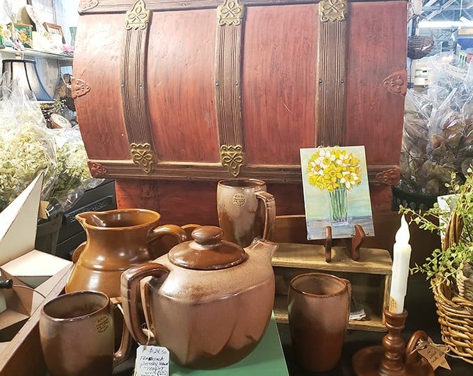 Earthenware with earthy charm – these pottery pieces have survived decades to bring rustic elegance to your morning coffee ritual.