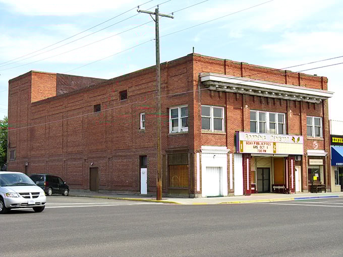 Showtime savings! Gooding's historic theater marquee doesn't just advertise centennial celebrations—it spotlights a town where fixed incomes find breathing room between the credits.