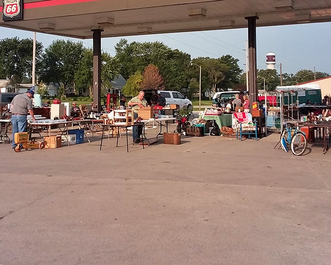 Outdoor browsing at its finest, where pottery and glassware catch sunlight like hidden gems.