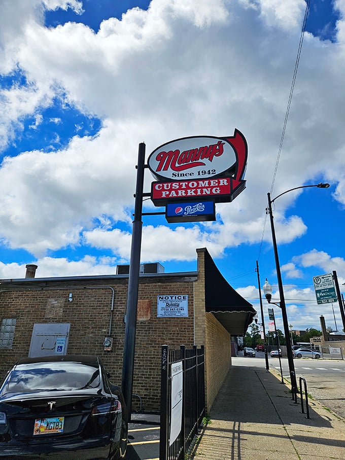 That Manny's sign against the blue Chicago sky – a beacon of hope for the seriously sandwich-deprived.