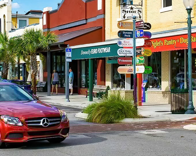 Downtown Mount Dora serves up small-town charm with sidewalks perfect for evening strolls and window shopping adventures.