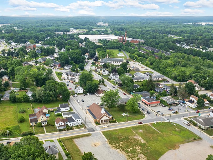 Small-town intersections and big-time savings – Plainfield's modest skyline promises affordable living that feels like hitting the retirement jackpot.