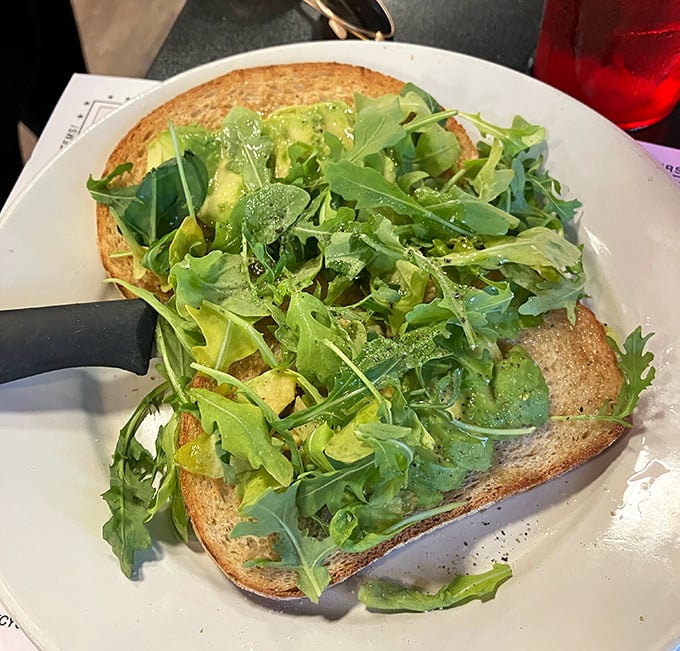Avocado toast gets the Pennsylvania treatment – a mountain of peppery arugula atop creamy avocado that would make millennials and boomers equally swoon.