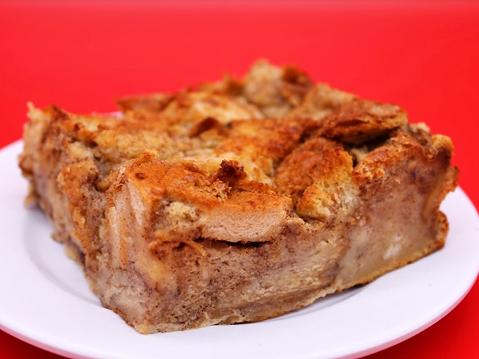 Bread pudding that doesn't just satisfy your sweet tooth—it throws your sweet tooth a parade. Crispy edges, custardy center, pure comfort on a plate.