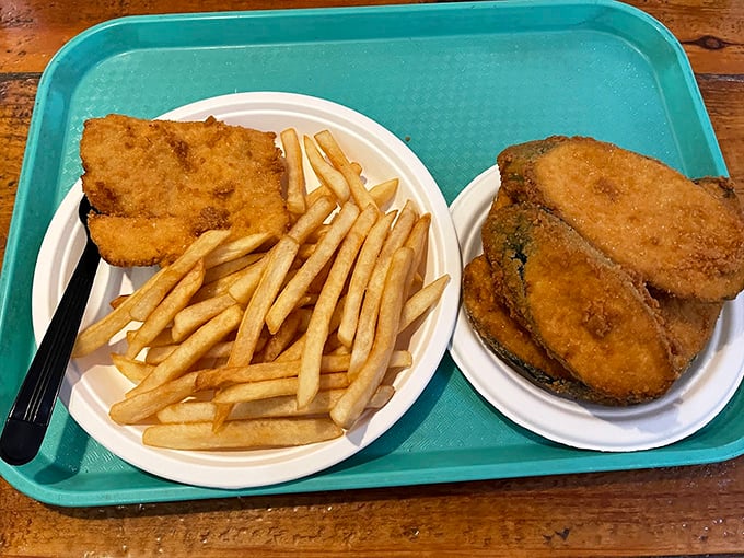 Golden-fried fish that would make a New Englander homesick, paired with perfectly crisp fries. Simplicity that doesn't need to shout.