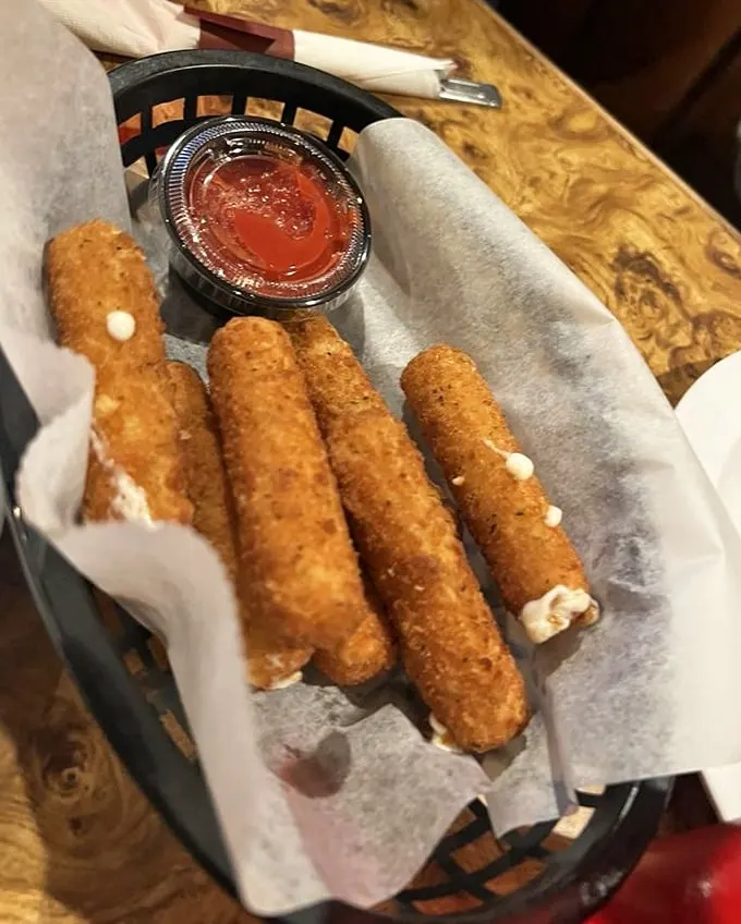 Mozzarella sticks that actually taste like cheese rather than breading. Revolutionary concept, I know.