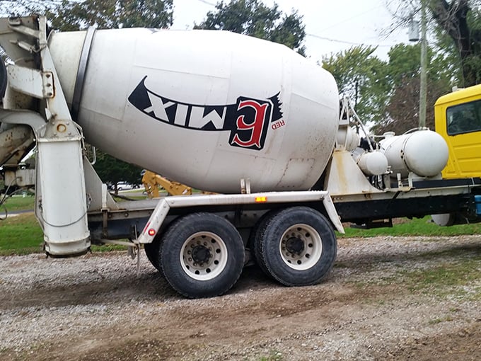 Even the parking lot holds surprises! This cement mixer proves Homestead isn't just about small treasures—they go big or go home.