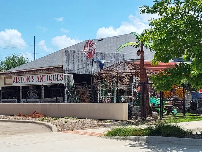 Alston's whimsical exterior hints at the treasures within and without. That metal palm tree isn't the only unexpected delight you'll discover here!