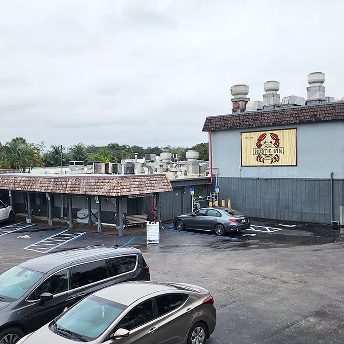 Rustic Inn's unassuming blue exterior is like Clark Kent – ordinary on the outside, superhero-level seafood on the inside.