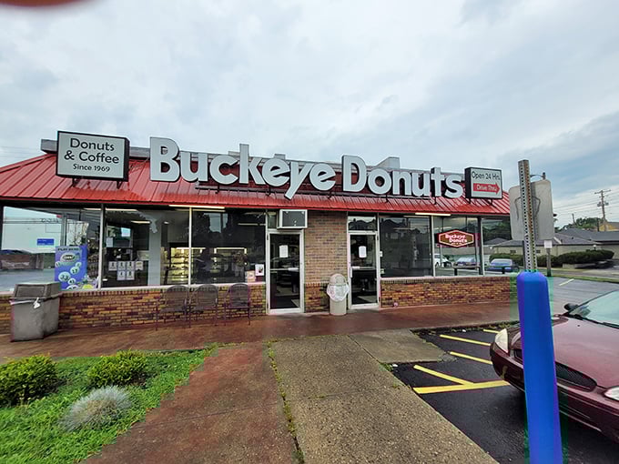 This brick fortress of fried dough stands ready to satisfy sugar cravings at any hour – a true Columbus institution.