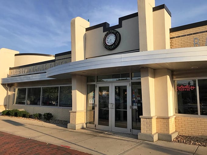 That clock on Hubbard Avenue Diner isn't just decoration—it's telling you it's time for pie. Always time for pie.