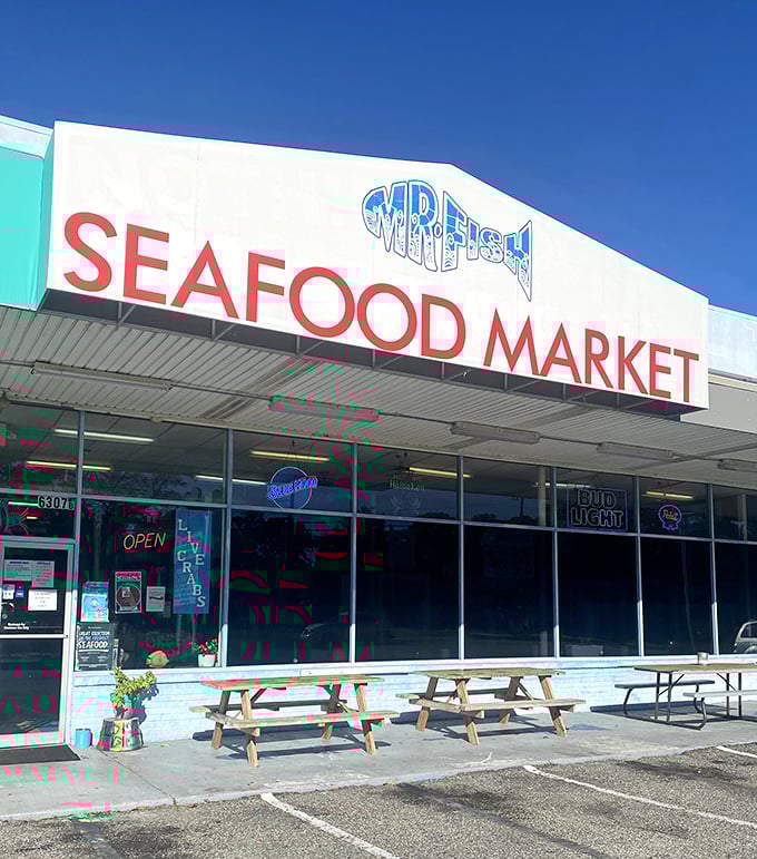That storefront stands out like a lighthouse guiding hungry souls to their seafood salvation.
