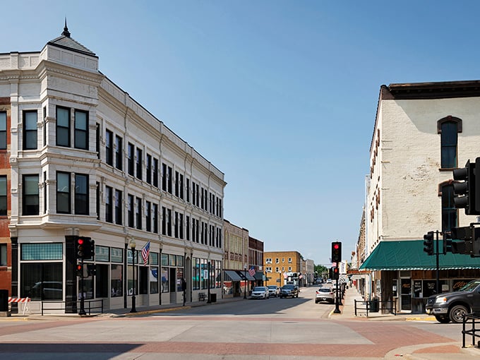 Classic American architecture frames streets where retirement budgets feel generous and neighbors become lifelong friends.