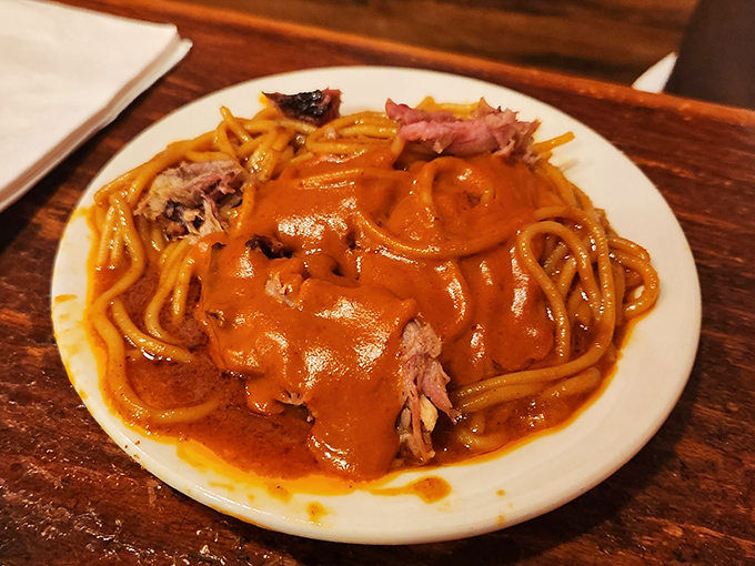 Barbecue spaghetti – Memphis' glorious contribution to fusion cuisine before fusion was cool. Like a smoky, saucy hug on a plate.