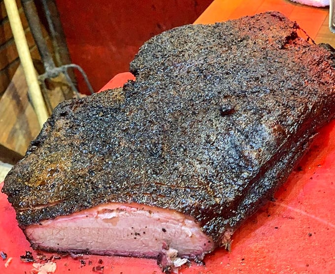 That smoke ring is the BBQ equivalent of a Rolex—it signals craftsmanship, patience, and someone who knows what they're doing.
