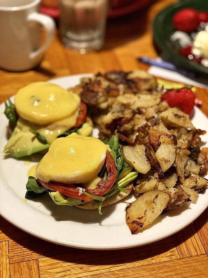 Benedict done right—where hollandaise meets California freshness. Those potatoes are the unsung heroes of this breakfast masterpiece.