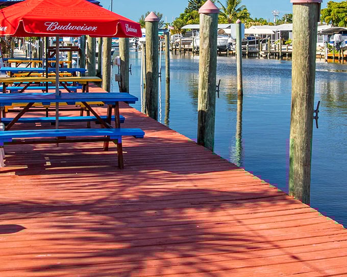 Picnic tables with million-dollar views – this waterfront spot offers the perfect setting for afternoon beers and sunset conversations.