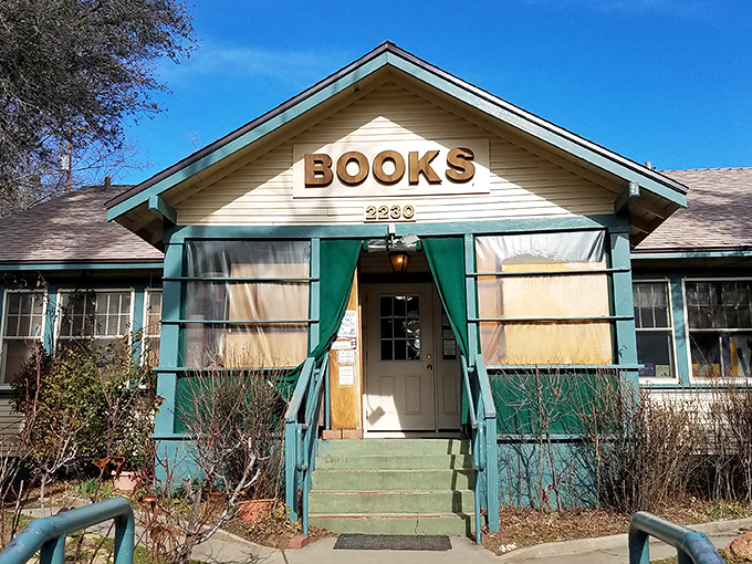 The Old Julian Book House promises literary treasures and that unmistakable old book smell – bibliophile heaven in the mountains.