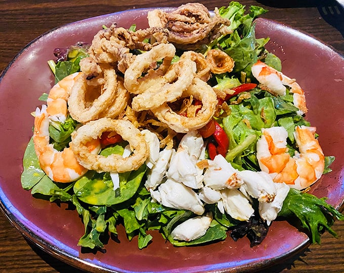 Ocean meets garden in this seafood salad – a maritime treasure hunt where every forkful delivers a different delightful discovery.