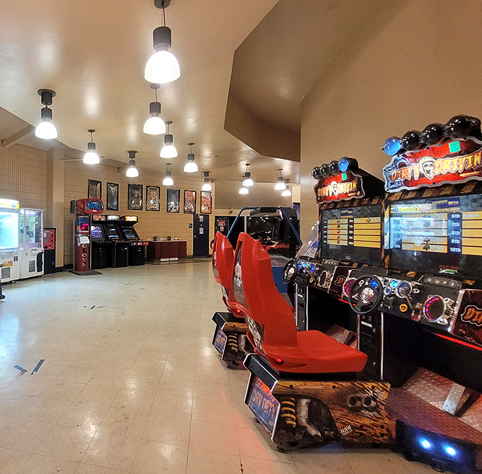 When bargain fatigue sets in, the market's arcade offers a blast from the past—these racing games and joysticks have witnessed more button-mashing than a 1980s MTV VJ competition.