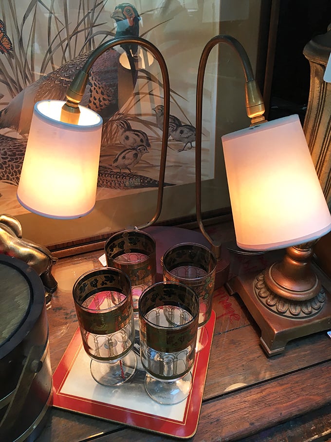 Mid-century elegance meets vintage barware – these brass lamps and patterned glasses would make Don Draper himself stop for a double-take.