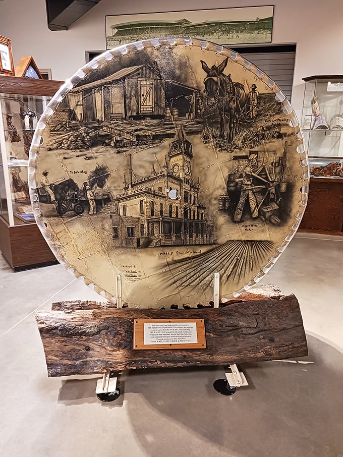 Prison artistry at its finest—this intricate circular display showcases the remarkable talent that flourishes even in the most restrictive environments.