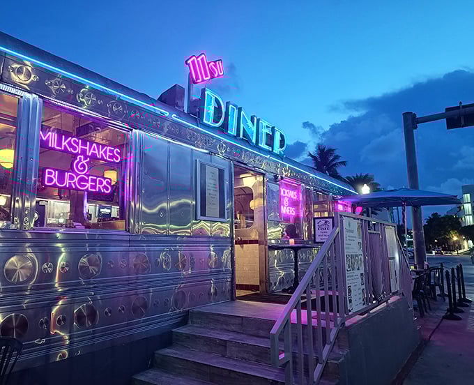 Neon promises and chrome dreams – this authentic railcar serves up shakes with a side of history.