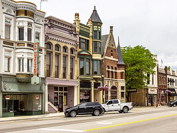 These elegant Victorian buildings prove that sophisticated dining doesn't require selling your firstborn child for payment.