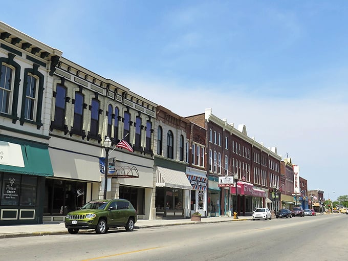 Fond du Lac's stately brick buildings stand as monuments to a time when banks looked like banks, not fast-food restaurants.