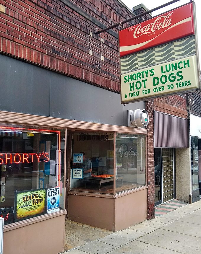 Classic lunch counter windows let you watch the magic happen while anticipating your first bite.