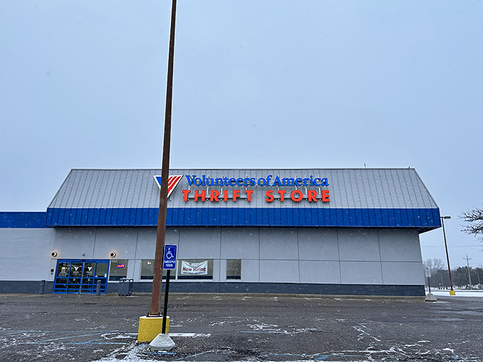 This massive Volunteers of America location proves that bigger really can mean better bargain hunting.