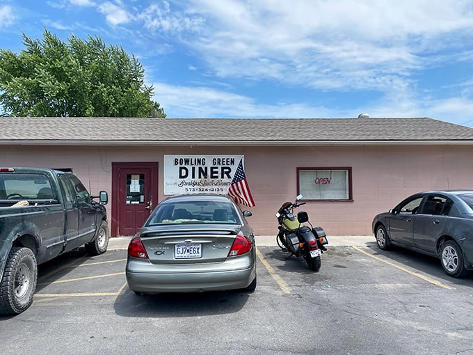 No fancy decorations needed when your reputation for solid meals speaks louder than any billboard.