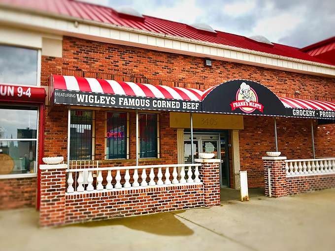 Where breakfast meets lunch meets dinner in a no-nonsense building that's all about what's inside.