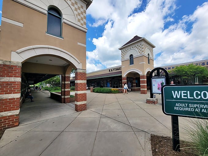 Welcome signs and horse statues create small-town charm that makes big-time shopping feel refreshingly personal and inviting.