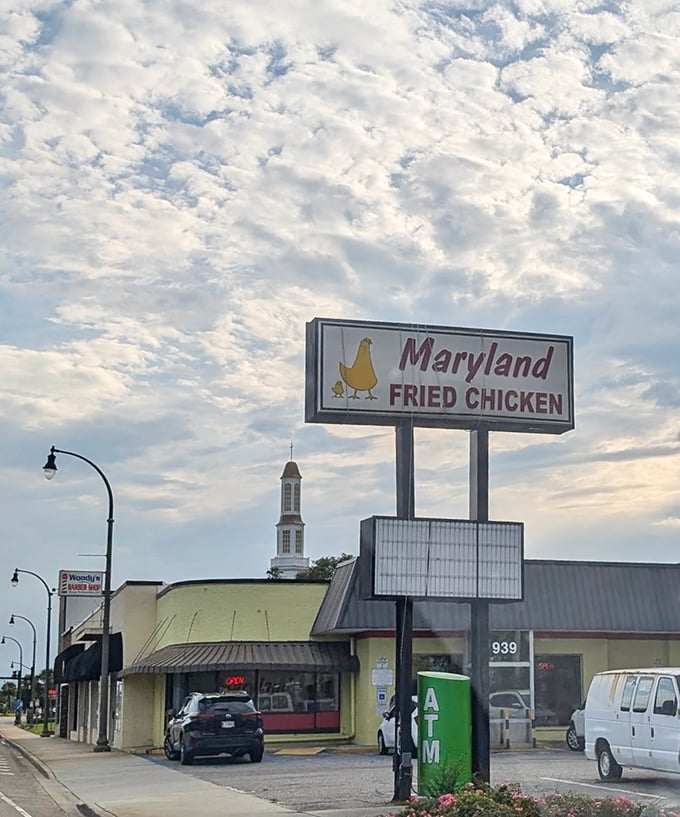 Seaside simplicity at its finest – where hungry beachgoers find their crispy, golden salvation.