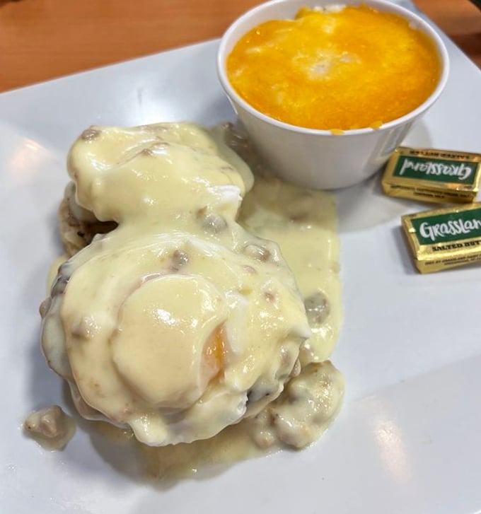 Biscuits swimming in gravy so good you'll want to write home about it. Southern comfort food that speaks fluent Floridian.