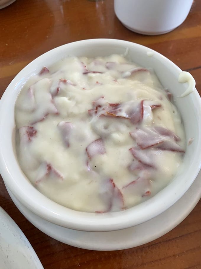 Creamed chipped beef – the comfort food that launched a thousand childhood memories and still satisfies the soul one creamy bite at a time.