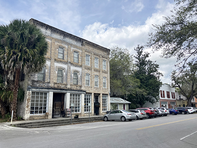 Weathered brick buildings with character to spare line Micanopy's streets, housing shops where you might find anything from Victorian brooches to vintage vinyl.