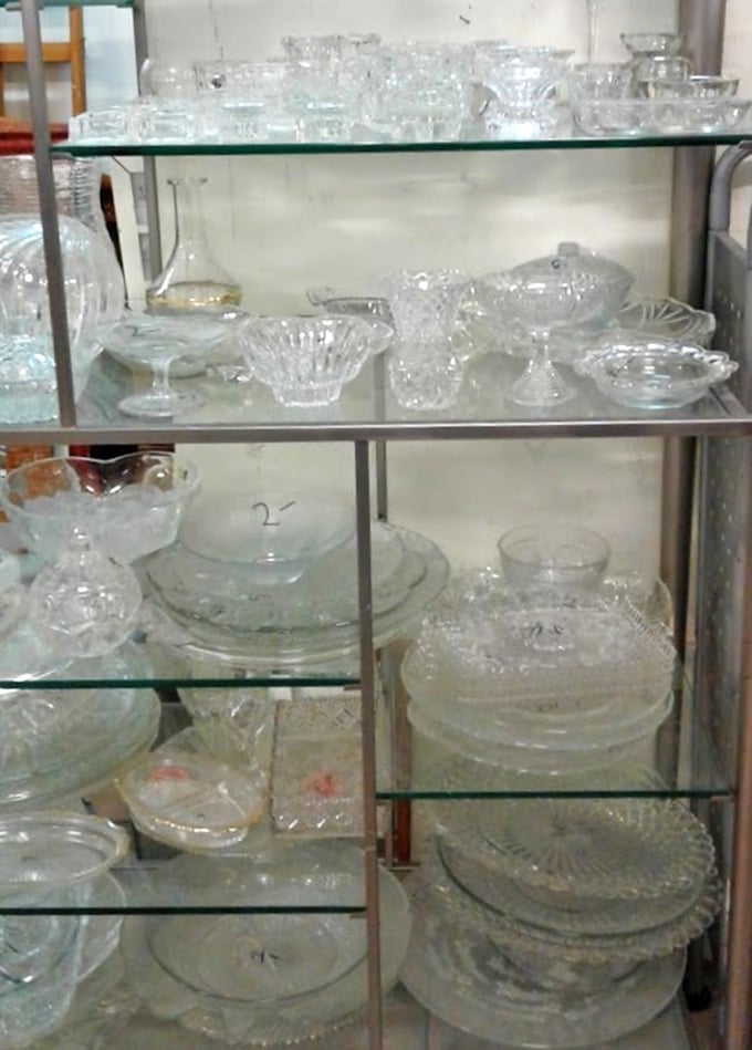 Crystal and glassware that would make your grandmother swoon. These sparkling vessels are just waiting to class up your next dinner party or afternoon iced tea.