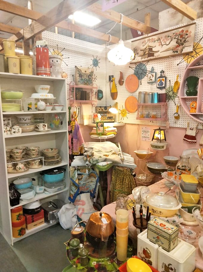 This pink-hued kitchenware kingdom would make Betty Crocker weep with joy. Pyrex paradise for the vintage-loving home chef!