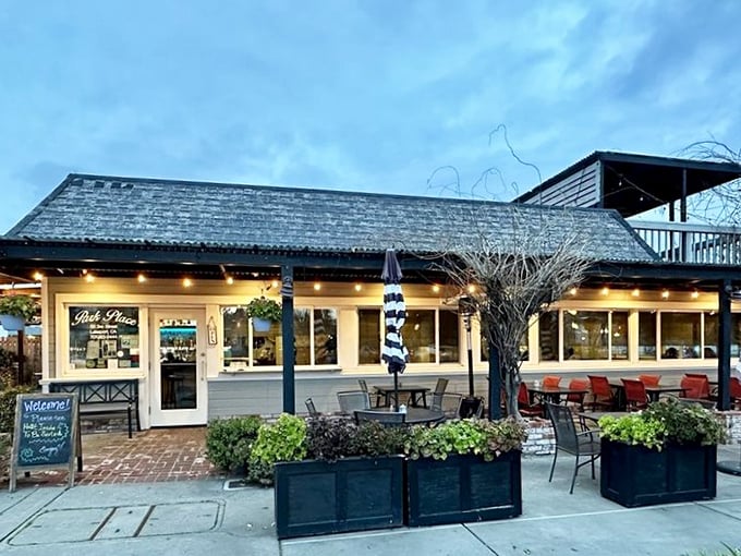 Park Place Restaurant serves up comfort with a view – the kind of spot where locals debate whether the food or the scenery deserves top billing.