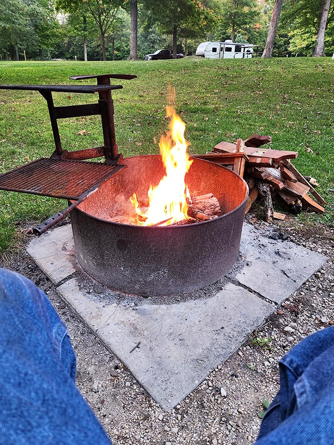Fire pits turn ordinary evenings into storytelling sessions that would make Hollywood jealous of the ambiance.
