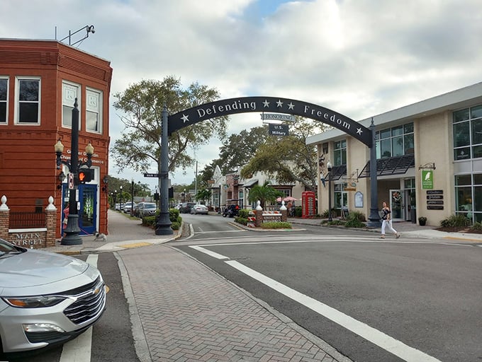 Dunedin's welcoming arch promises "Defending Freedom" – and delivering some of Florida's most charming small-town vibes.
