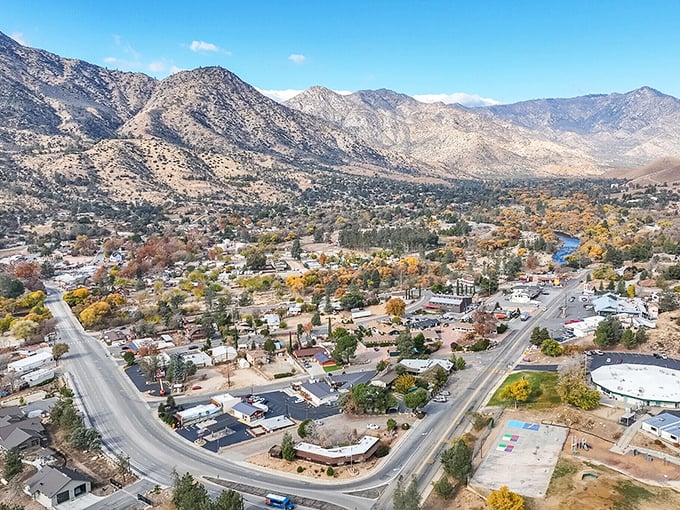 Kernville nestles in the mountains like California's best-kept secret - where river meets peaks in perfect harmony. 