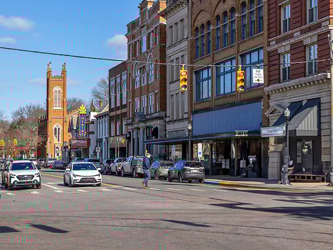 Marietta's historic downtown boasts architectural details that would make modern builders weep with envy and admiration.