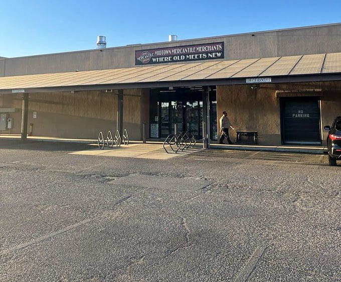 Tucson's antique scene gets serious at this sprawling complex where dealers gather under one massive roof.