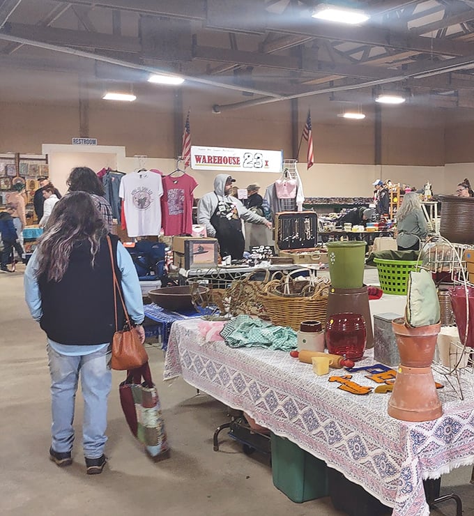 Inside Polk Flea Market, every table tells a different story. The warehouse setting isn't just practical—it's the perfect backdrop for serious treasure hunting!