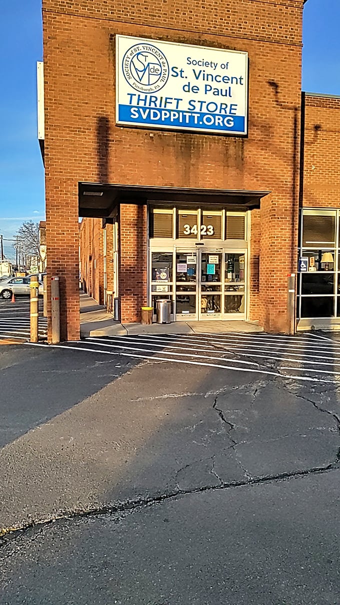 St. Vincent de Paul's brick façade exudes old-school charm. The thrift store equivalent of finding a $20 bill in last year's winter coat.