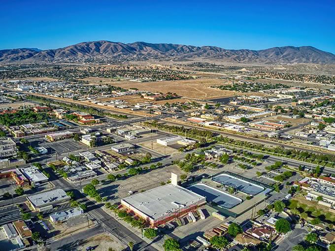 Wide boulevards and wider opportunities define California City, where your housing dreams finally have room to grow.
