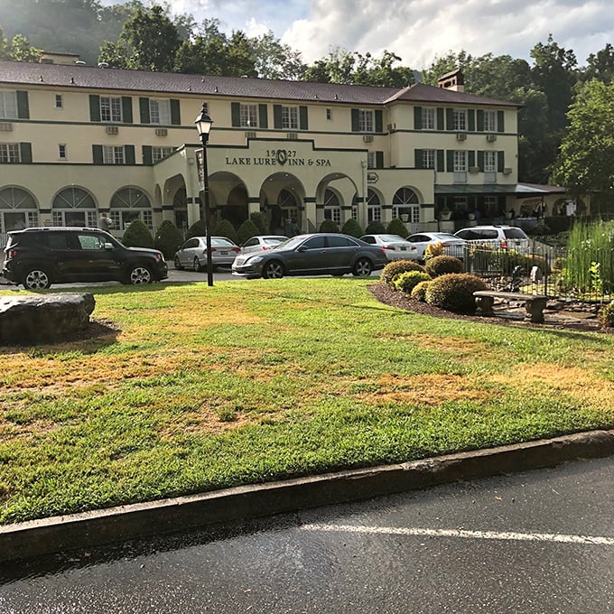 This mountain lake resort combines natural beauty with elegant hospitality in the most magical way.